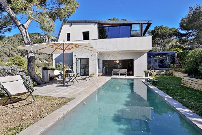 Maison 5 pièces à Nice, Saint-Roch, à vendre