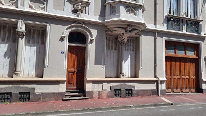 Maison à vendre - Vichy, Vieux Vichy - 8 pièces - 3 chambres