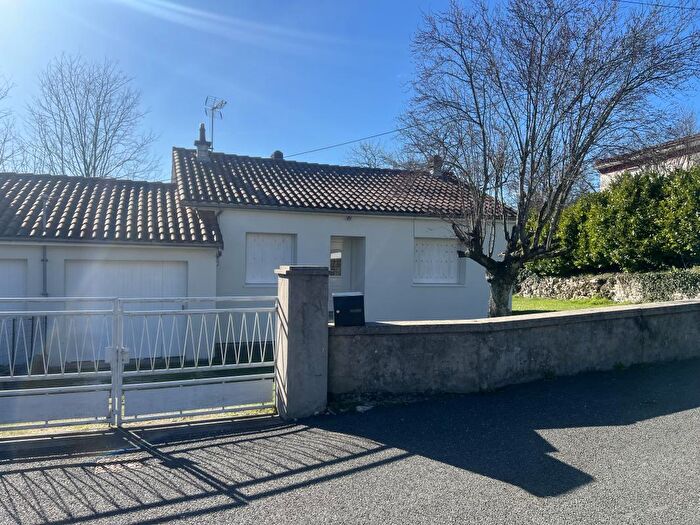 Appartement à louer - Villefranche-de-Rouergue, Madeleine - 3 pièces - 2 chambres