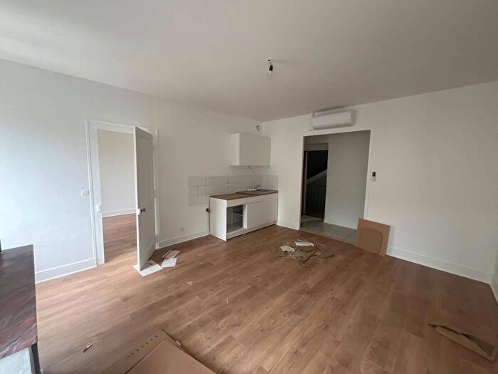 Centre Ville, Saint-Fons - Appartement 2 pièces à louer