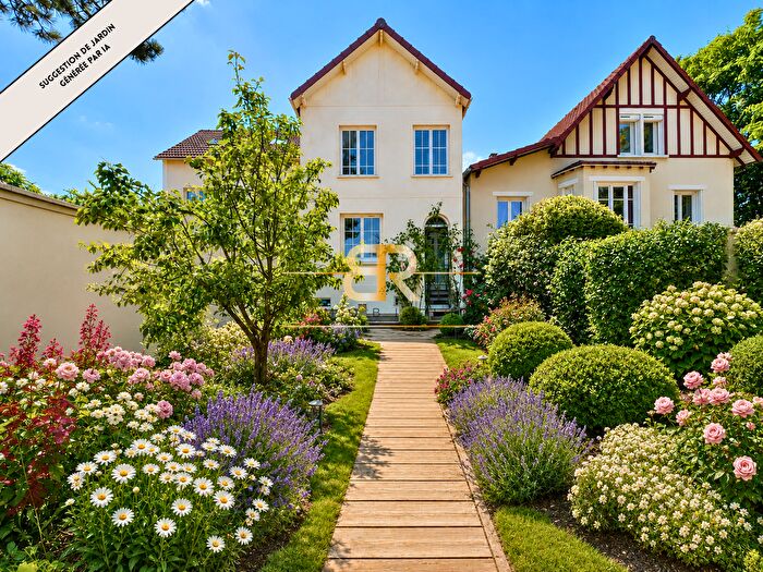 Maison 5 pièces à Saint-Germain-en-Laye, Pontel, Schnapper, Sous-préfecture, à vendre