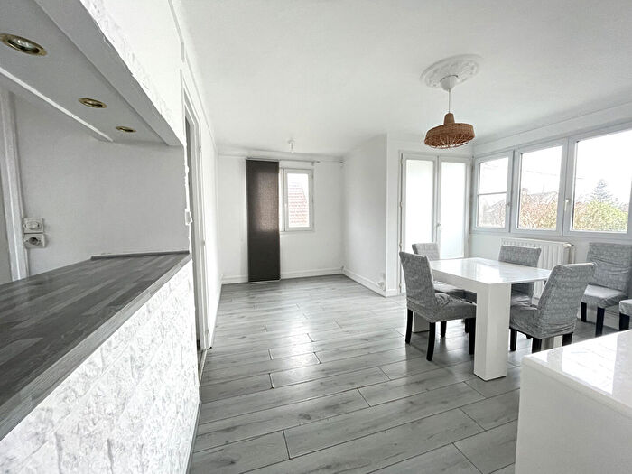 Appartement à vendre - Beaumont-sur-Oise - 4 pièces - 3 chambres