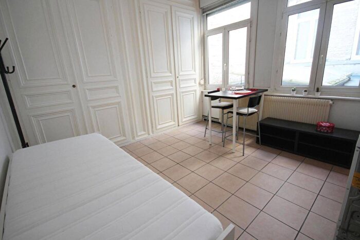Centre, Lille : Appartement 1 pièce à louer