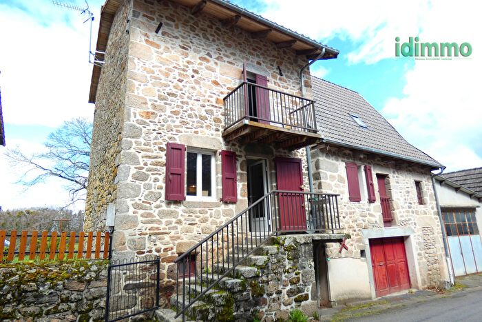 Maison à vendre - Marcolès - 5 pièces - 3 chambres