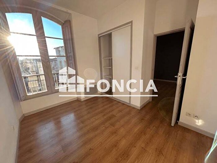 Appartement à louer - Centre Ville, Roquemaure - 2 pièces - 1 chambre