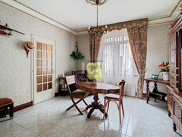 Maison à vendre - Cholet, Lorraine - 4 pièces - 2 chambres