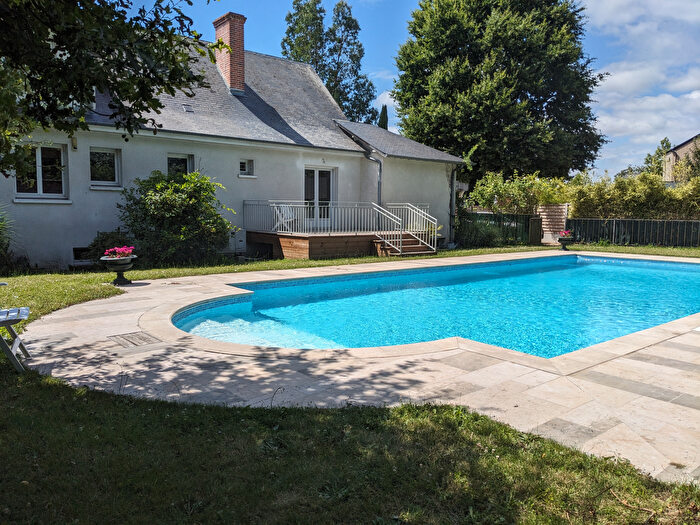 Maison 9 pièces à vendre à Saint-Pryvé-Saint-Mesmin