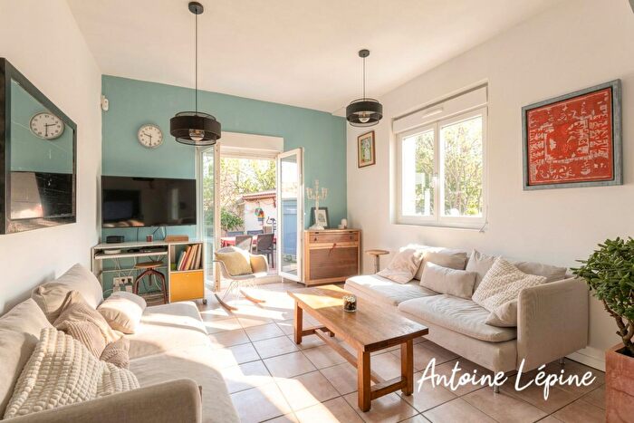 Maison à vendre - Vénissieux, Georges Levy, Ernest Renan, Moulin à vent - 6 pièces - 4 chambres