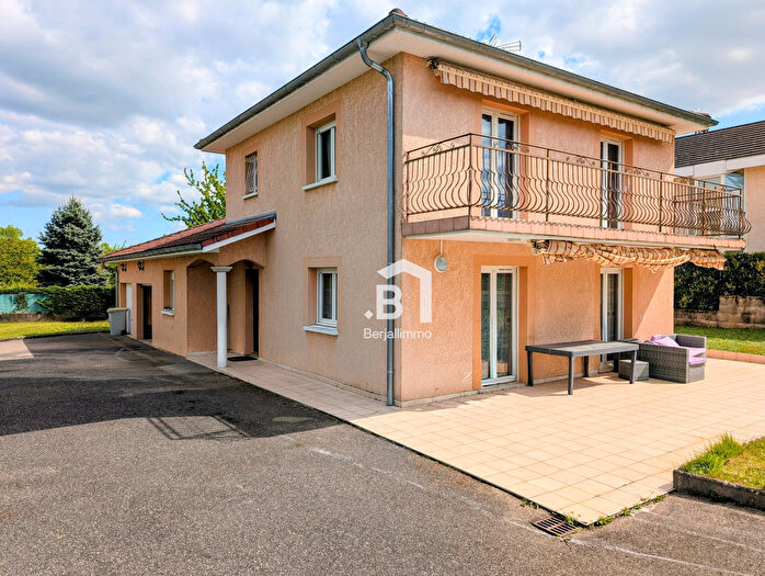 Maison à vendre - Bourgoin-Jallieu, Montbernier, Côteaux - 6 pièces - 4 chambres