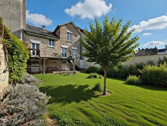 Maison à vendre - Nemours, Centre-ville - 5 pièces - 3 chambres