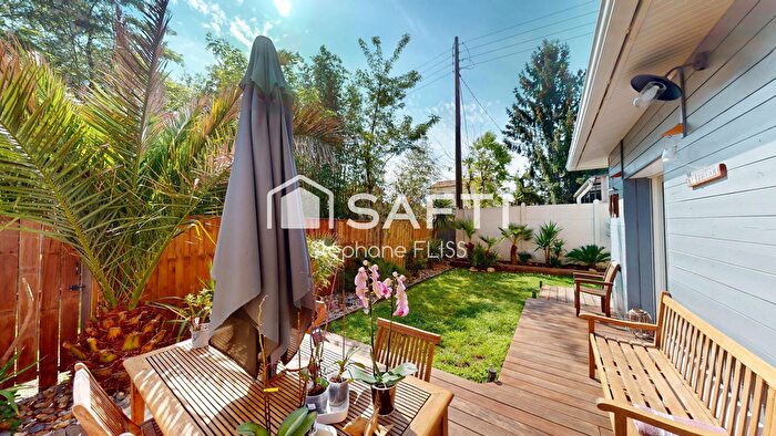 Maison à vendre - Pessac, Le Monteil - 4 pièces - 3 chambres