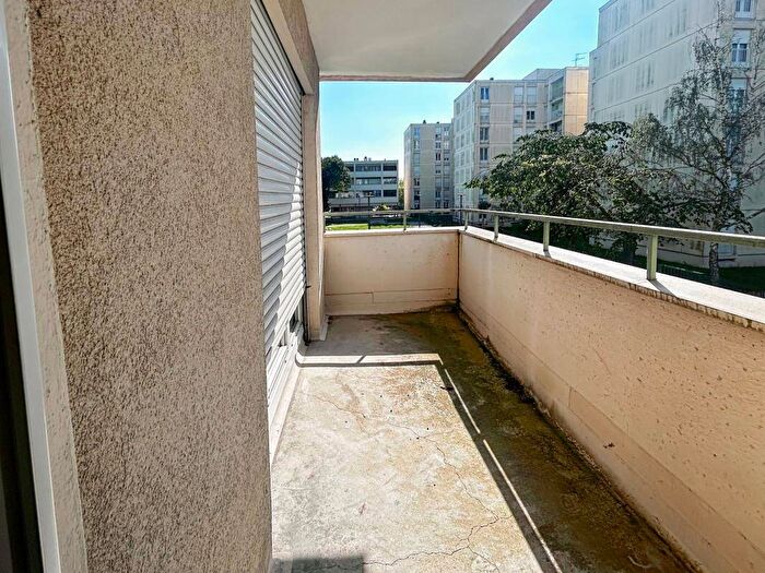 Appartement 4 pièces à louer - Laon Zola-Neufchâtel-Orgeval, Reims