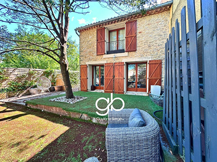 Maison à vendre - Saint-Vincent-de-Barbeyrargues - 4 pièces - 3 chambres