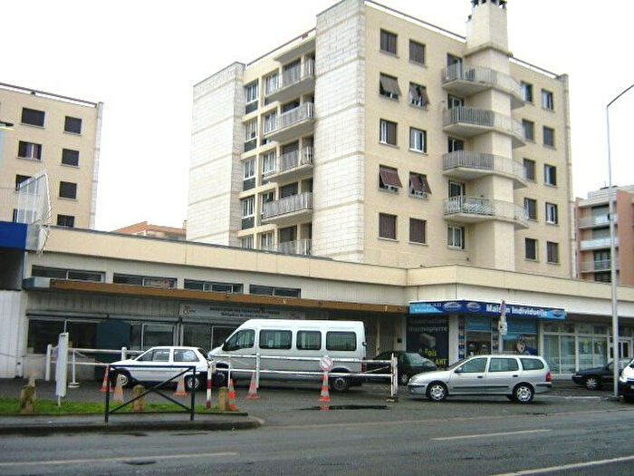 Appartement à vendre - Melun, Centre-ville - 2 pièces - 1 chambre