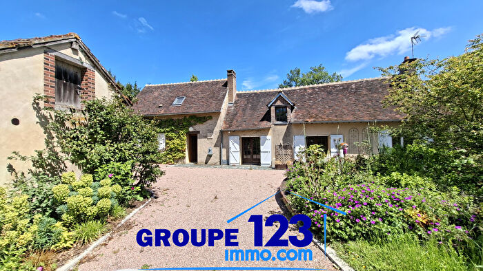 Maison 6 pièces à Villiers-Saint-Benoît, à vendre