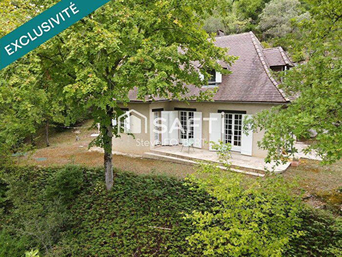 Saint-Léon-sur-Vézère : Maison 4 pièces à vendre