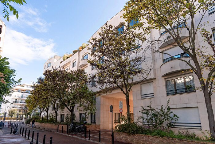 Appartement à vendre - Courbevoie, Hôtel de ville - 2 pièces - 1 chambre