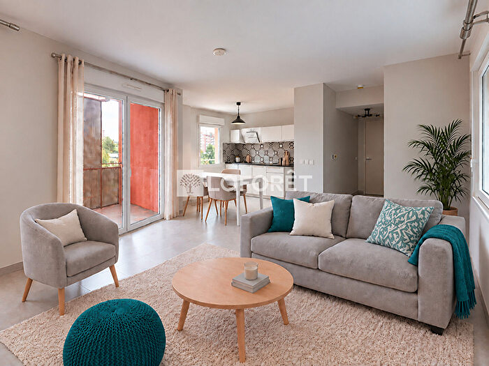 Appartement 4 pièces à Rillieux-la-Pape, Perica, Village, à vendre
