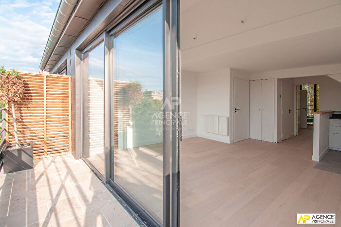 Appartement 3 pièces à louer à Versailles, Chantiers