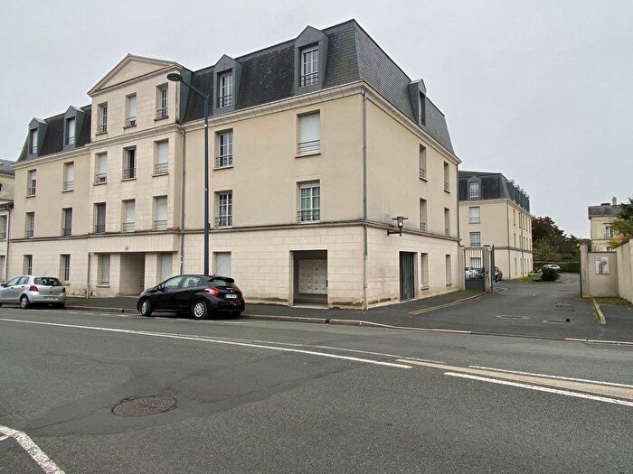 Appartement à louer - Saumur - 2 pièces - 1 chambre