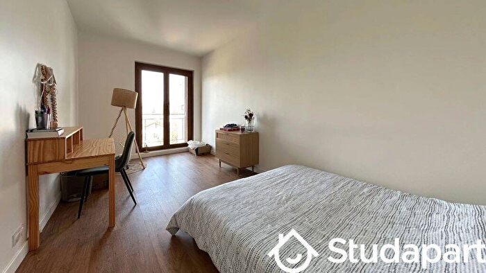 Appartement à louer - Mutuelle-Barbusse-Saint Rémy- Joliot Curie, Saint-Denis - 1 pièce - 1 chambre