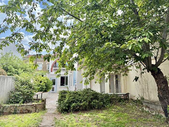 Maison 7 pièces à vendre à Clamart, Percy, Schneider