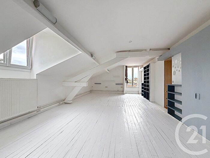 Appartement 3 pièces à vendre à Nanterre, Vieux Pont