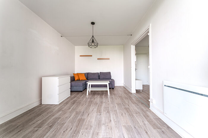 Joué-lès-Tours, Centre-ville : Appartement 1 pièce à vendre