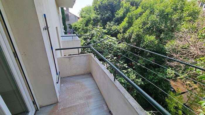 Appartement à louer - Emile Zola, Béziers - 3 pièces - 2 chambres