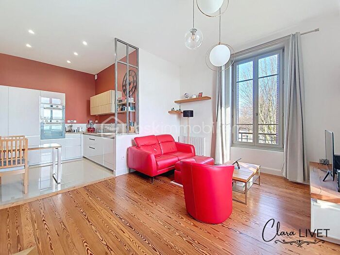 Appartement à vendre - Limas - 3 pièces - 2 chambres