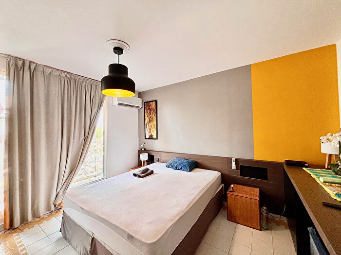 Appartement à louer - Saint-François - 1 pièce - 1 chambre