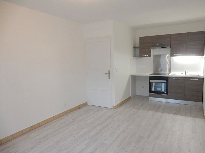 Appartement 3 pièces à Aix-les-Bains, Centre-ville, à louer
