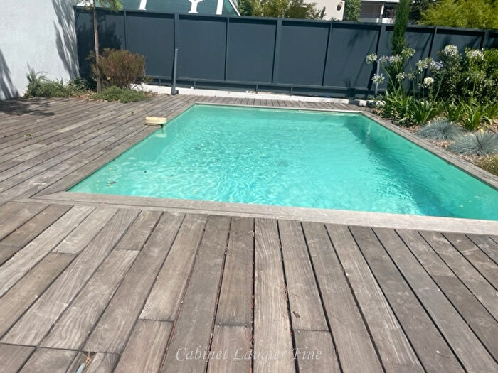 Appartement 4 pièces à Marseille 8ème, Perier, à louer