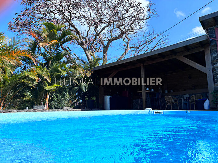 Maison à vendre - Saint-Paul, Saline - 7 pièces - 5 chambres