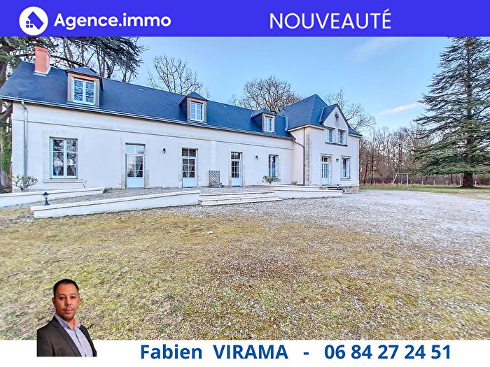 Maison à vendre - Château-la-Vallière - 10 pièces - 6 chambres