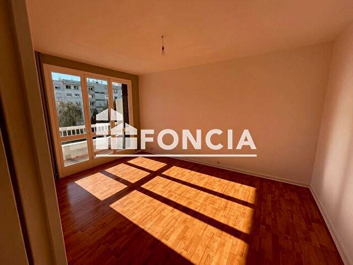 Appartement à louer - Monthieu-Saint François, Saint-Étienne - 2 pièces - 1 chambre