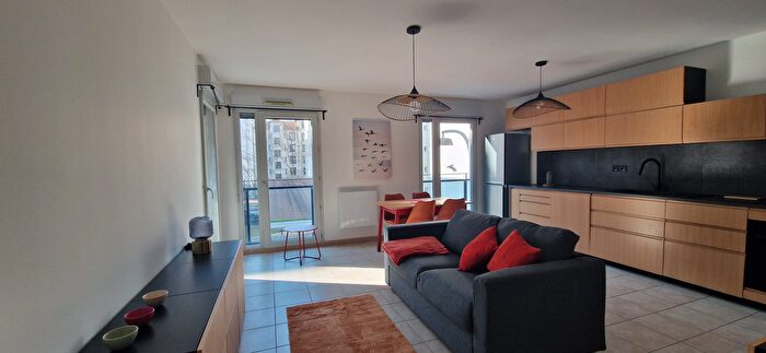 Appartement à louer - Lyon e , Perrache, Confluence - 2 pièces - 1 chambre