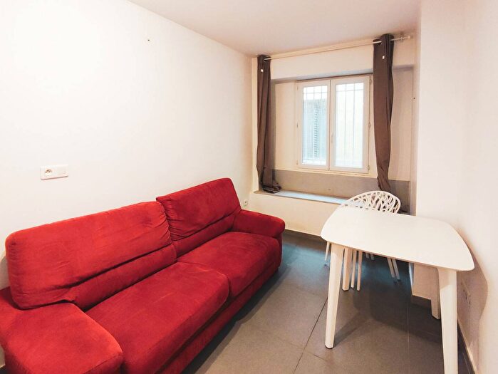 Appartement à louer - Centre Ville, Aix-en-Provence - 2 pièces - 1 chambre