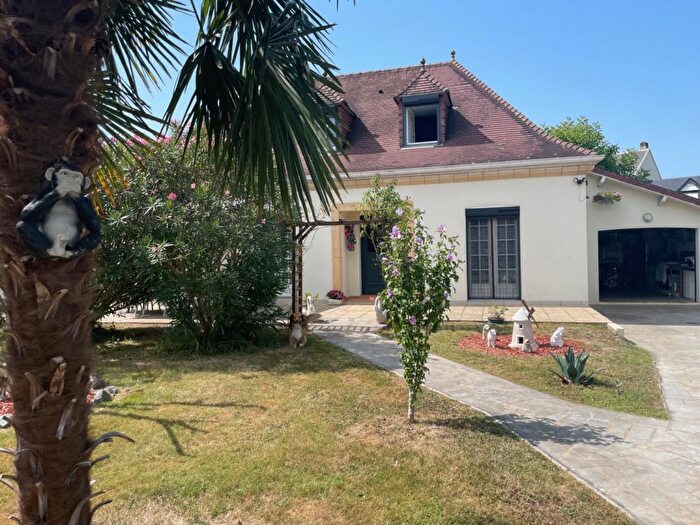 Maison à vendre - Oloron-Sainte-Marie - 4 pièces - 3 chambres