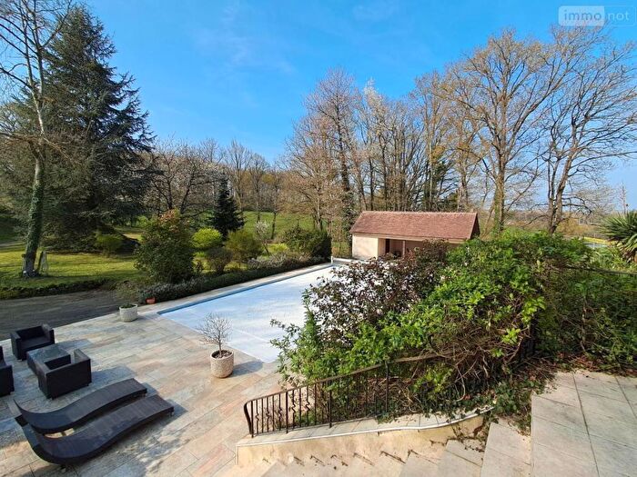 Maison 6 pièces à vendre à Saint-Saturnin