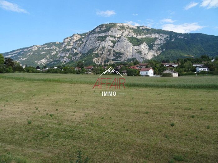 Appartement à louer - Collonges-sous-Salève - 4 pièces - 3 chambres