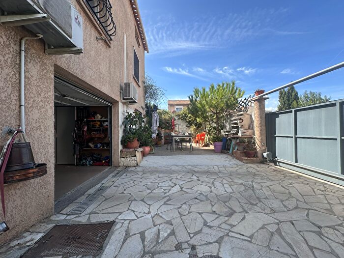 Maison à vendre - Sète, Centre-ville - 7 pièces - 6 chambres