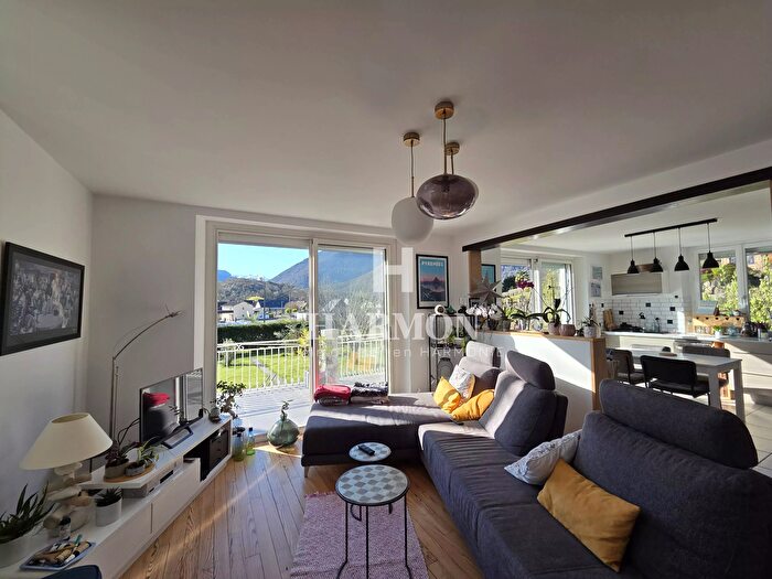 Appartement 4 pièces à Arudy, à vendre