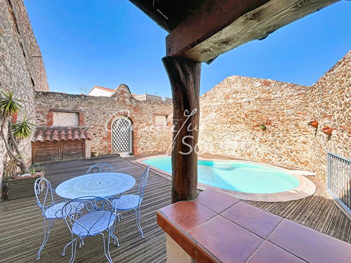 Maison à vendre - Fourques - 6 pièces - 4 chambres