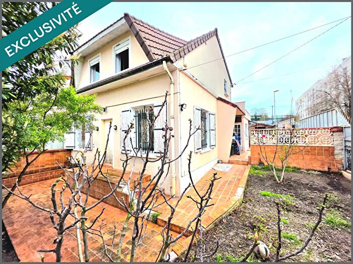 Maison à vendre - Noisy-le-Sec, Boissière - 5 pièces - 3 chambres