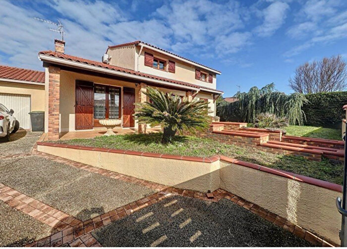 Maison 7 pièces à Saint-Loup-Cammas, à vendre