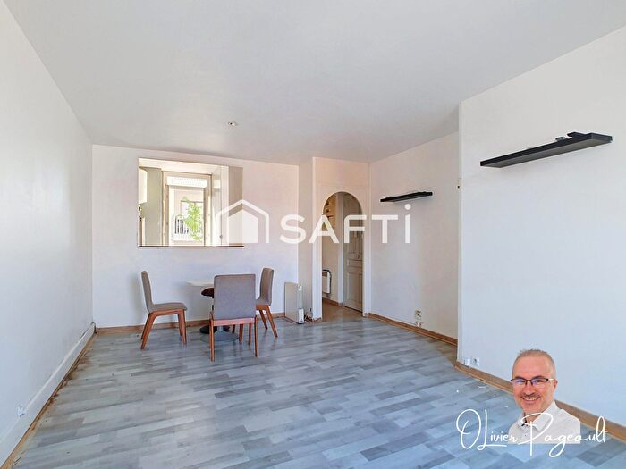 Appartement 1 pièce à vendre - Lyon 8ème, Etats Unis