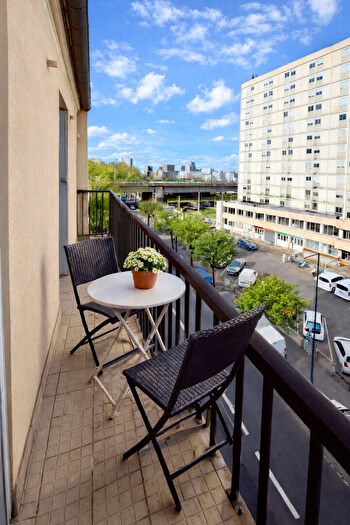 Appartement à vendre - Ivry-sur-Seine, Louis Bertrand, Mirabeau, Semard - 2 pièces - 1 chambre