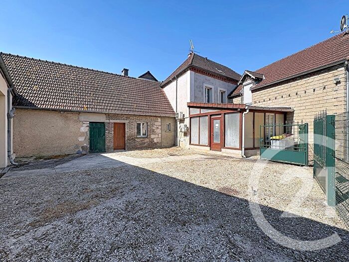 Estissac : Maison 6 pièces à vendre