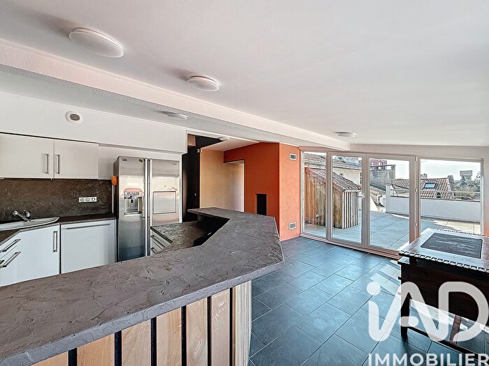 Appartement à vendre - Thionville, Beauregard - 3 pièces - 2 chambres